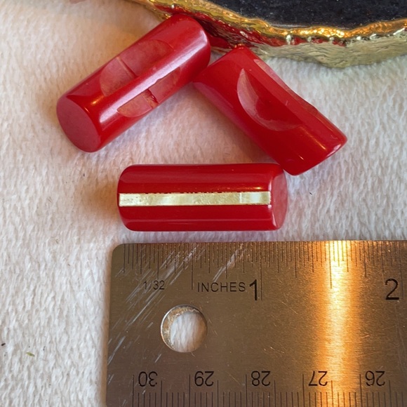 Bakelite | Jewelry | Vintage Red Bakelite Barrel Shaped Buttons With A ...
